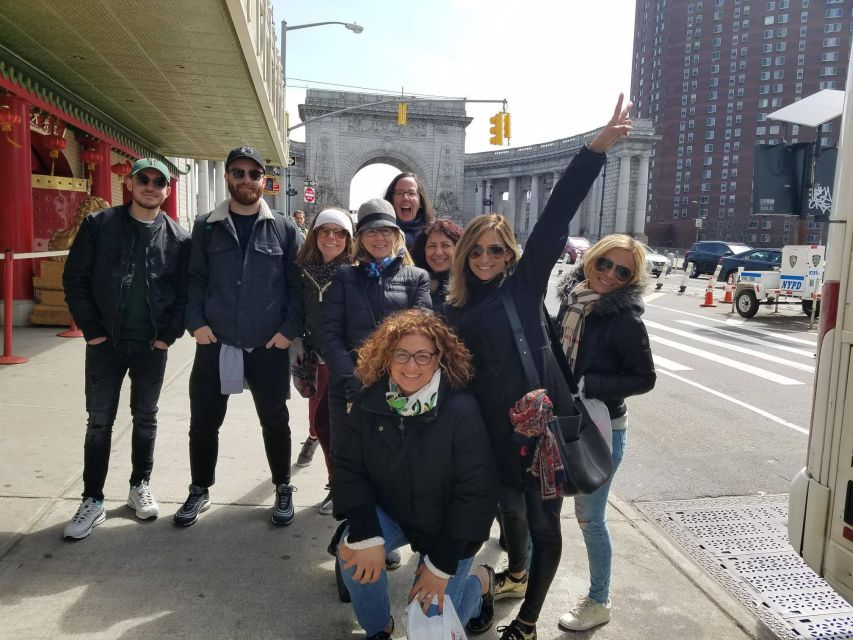 3 Neighborhoods Tour: Soho, Chinatown & Little Italy | Travel Buddies