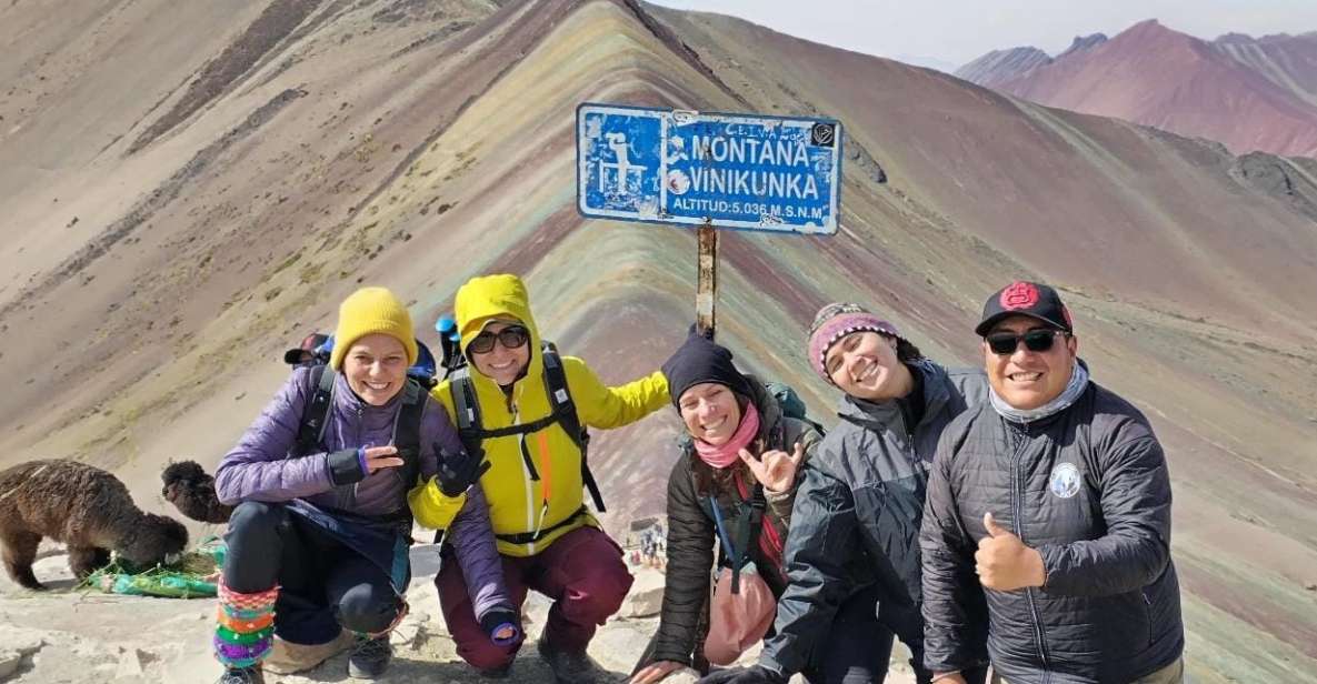 7 Color Mountain Tour + Red Valley | Travel Buddies