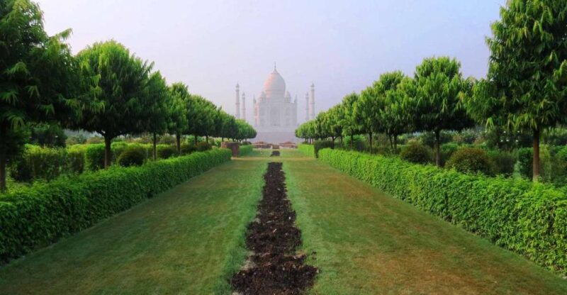 Agra: Private City Sightseeing Tour With Transfers by Car | Travel Buddies