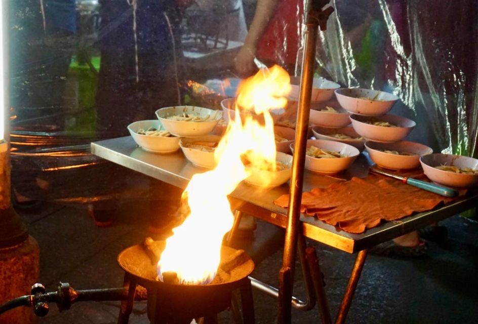 Bangkok: Highlights Tour With Tasting & Sunset in Wat Arun | Travel Buddies