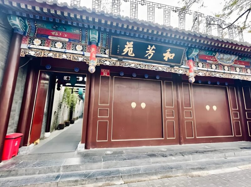 Beijing Royal Dinning Experience With Cultural Performance | Travel Buddies