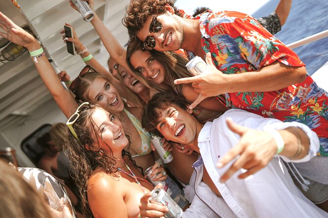 Bikini Bottom Public Party Dance Cruise + LIVE DJ | Travel Buddies
