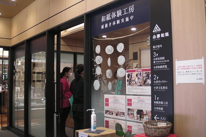 Bonsai and Washi Museum Visit in Tokyo | Travel Buddies