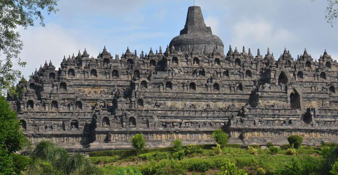 Borobudur Sunrise, Explore Merapi and Prambanan Temple Tour | Travel ...