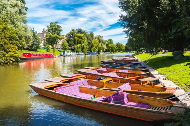 Cambridge: Discovery Walk & Reading Walking Tour | Travel Buddies