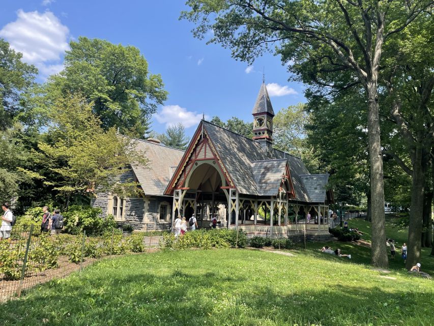 Central Park Daily Walking Tour | Travel Buddies