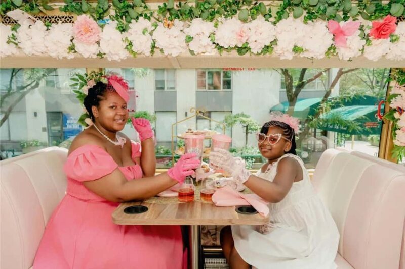 Chicago: Tea Around Town With Curated Teas & Iconic Sights | Travel Buddies