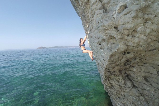 Deep Water Solo and Cliff Jumping Tour in Split | Travel Buddies
