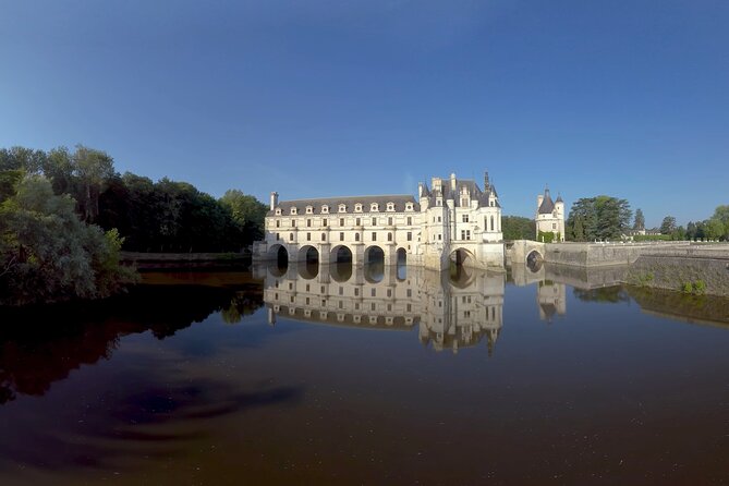 Fly Over France Virtual Reality Experience | Travel Buddies