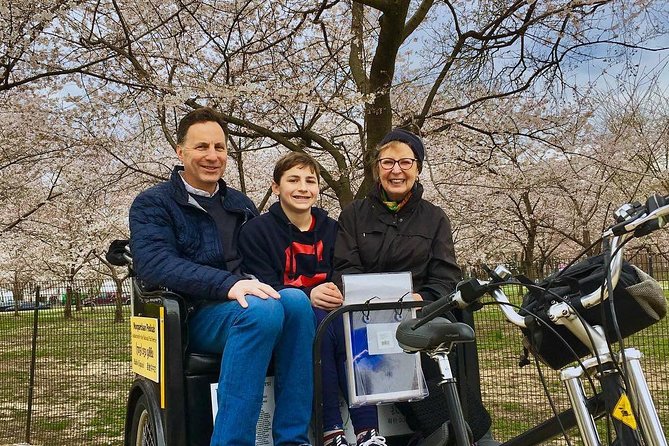 Grand Monuments & Memorials Tour | Travel Buddies