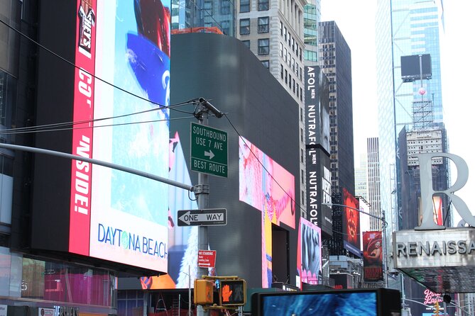 Gray Line New York Fully Guided 5 Hour Sightseeing Tour | Travel Buddies