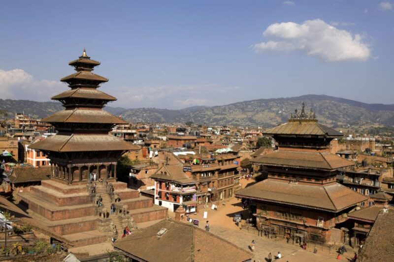Kathmandu Budget: Pashupati and Bhaktapur Heritage Tour | Travel Buddies