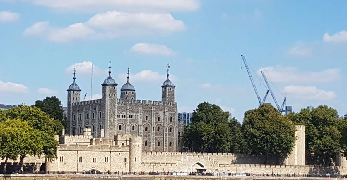 London: Westminster Tour, Tower of London & Tower Bridge | Travel Buddies