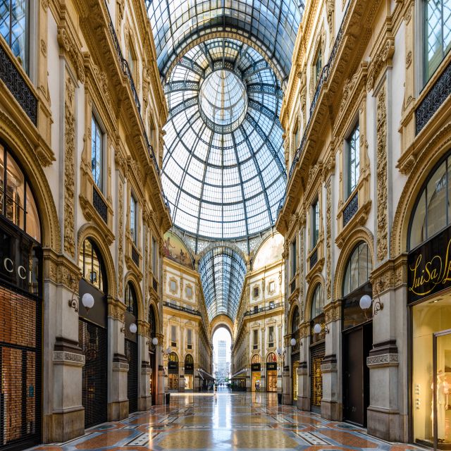 Milan: Old Town and Top Attractions Private Tour by Car | Travel Buddies