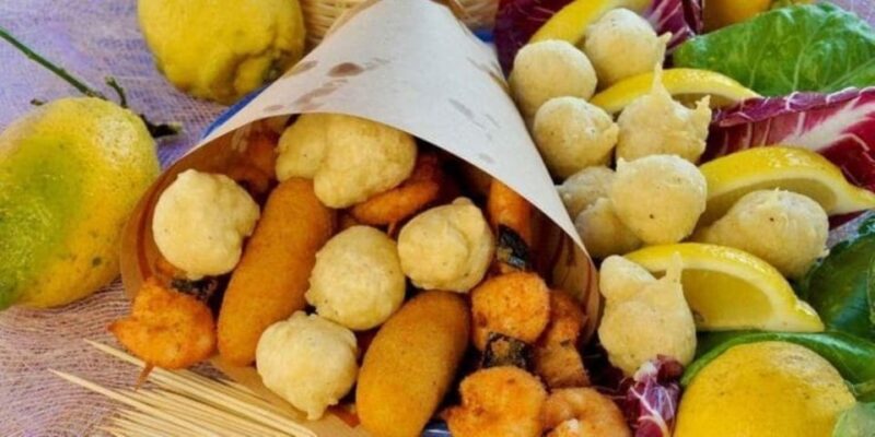 Neapolitan Street Food: Guided Walking Tour | Travel Buddies
