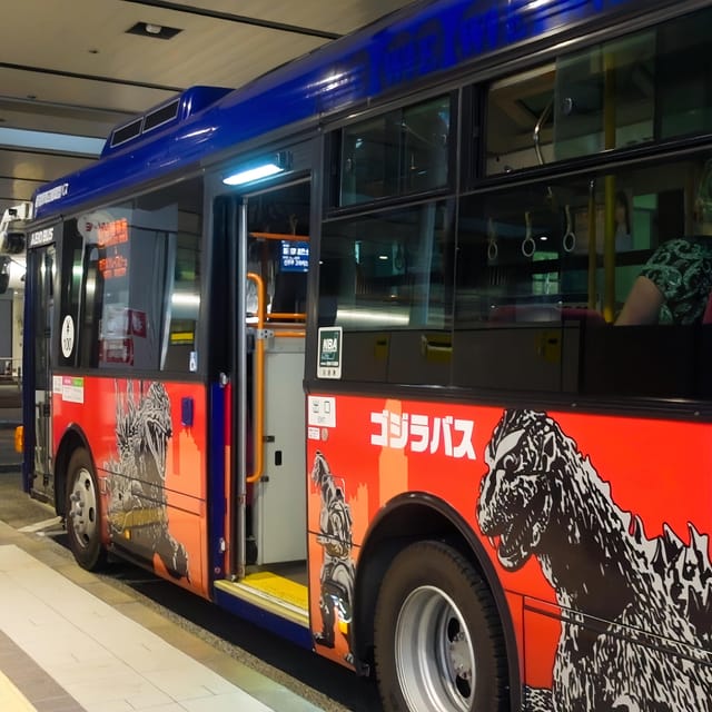 Private Tokyo Shinjuku Bus Tour With Licensed Guide | Travel Buddies