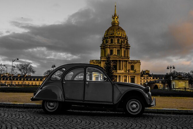 Private Tour 2CV Paris Secret 2H | Travel Buddies