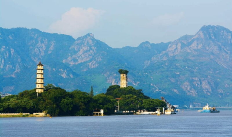 Private Wenzhou city highligts with night cruise tour | Travel Buddies