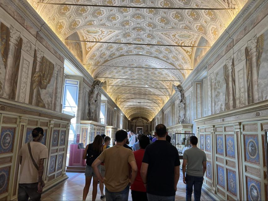 Romes Best Tour: Vatican Museum, Sistine Chapel & Basilica | Travel Buddies