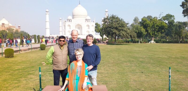 Taj Mahal,Agra Fort & Baby Taj Mahal Agra Tour From Delhi | Travel Buddies