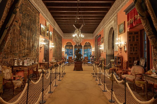 The Dueñas Palace | Travel Buddies